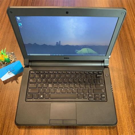Laptop Dell Latitude I Ram Gb Gb Ssd Second Bekas