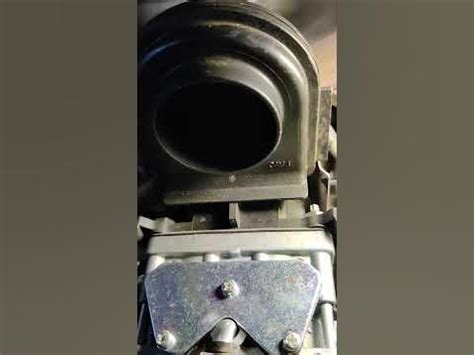 20hp Briggs and Stratton popping through carburetor - YouTube