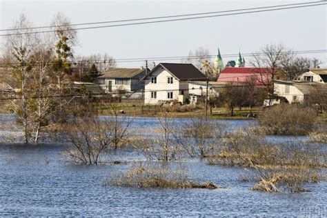 Село на Київщині досі затоплене через зруйновану окупантами дамбу Новости Section Ukr Net