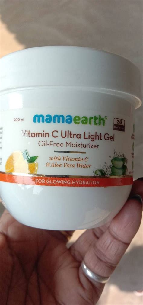 Mamaearth Vitamin C Ultra Light Gel Oil Free Moisturizer With Vitamin C