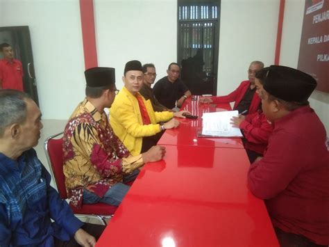Andy Syarif Daftar Bakal Cawako Singkawang Ke Pdi Perjuangan Suarakalbar Co Id