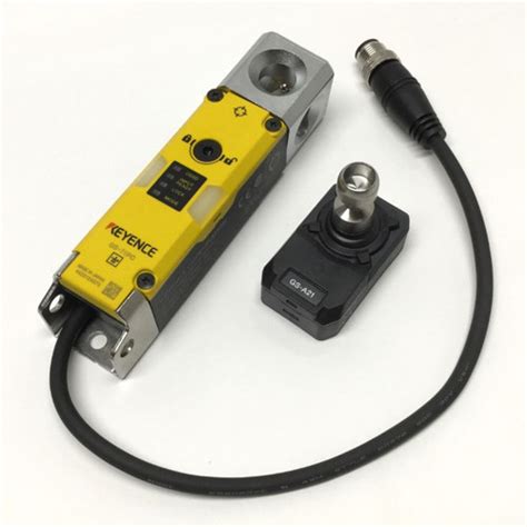 Keyence Gs 71pc Safety Door Guard Interlock Switch Power To Lock 24vdc Pnp Industrial Lynx