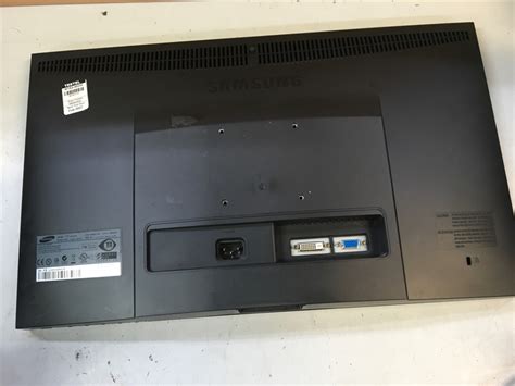 SyncMaster, Samsung EX2220, 21.5” Widescreen LCD Display, Appears to ...