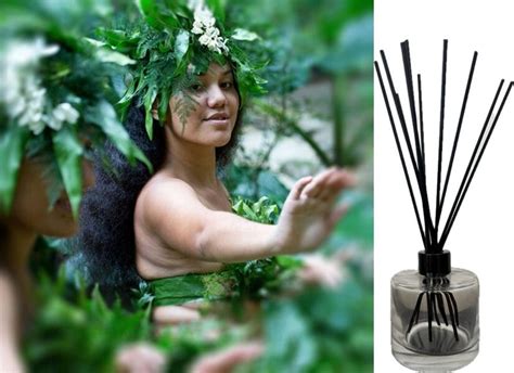 Polynesian Flower Reed Diffuser Waxandwicks