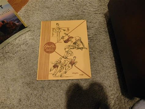 Lot 5 Vintage Pee Chee Portfolio Peechee Folder 33 1750 33170 More