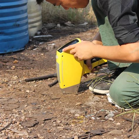 Portable Handheld Xrf Spectrometer Mineral Metal Rohs Application Buy