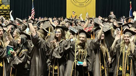 Bill Sniffin We Will Miss Randy Wagner And Willie Leclair And Farewell To College Seniors Who