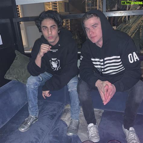 Aryan Khan Wiki Biography Age Gallery Spouse And More