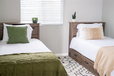 About Us Willow Manor