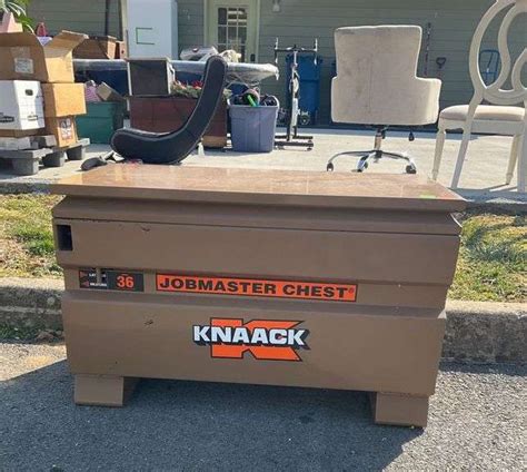 Knaack Jobmaster Chest Model 36 With 36”l X 19”w Dimensions Hash Auctions