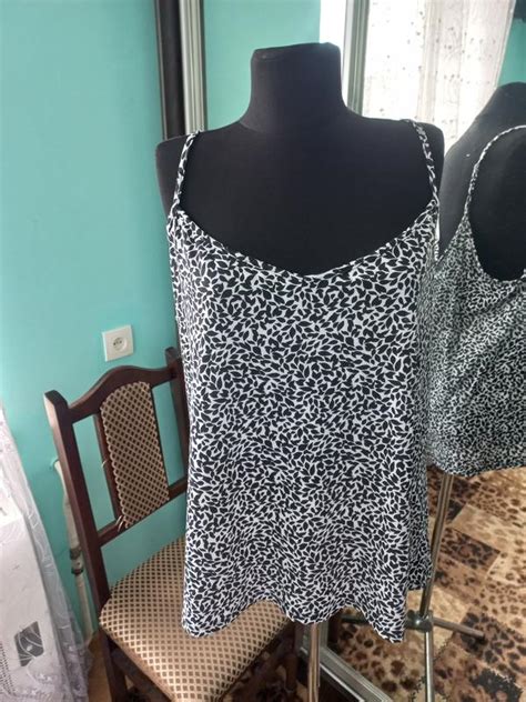 Майка😀😀😀 — ціна 150 грн у каталозі Майки Купити жіночі речі за доступною ціною на Шафі Україна