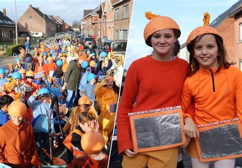 In Beeld Kinderen Bouwen Feestje Tijdens Carnavalsstoet Droomballon