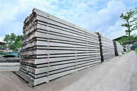Pre Stressed Cement Concrete Poles For Construction At ₹ 1400piece In
