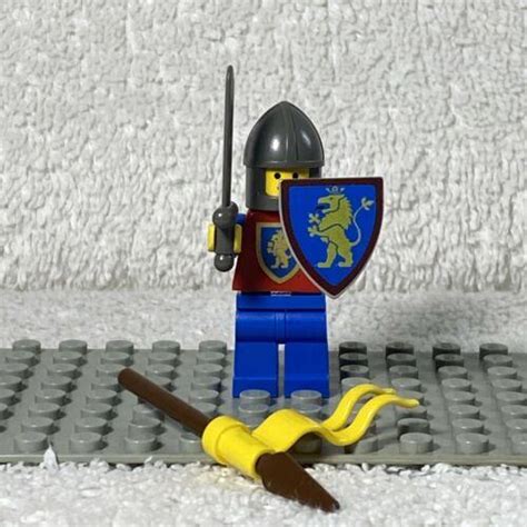 Vintage Lego Crusader Lion Minifigure 1463 1695 2889 Treasure Cart 1992 1997 3924743494 Vintage Lego Crusader Lion Minifigure 1463 1695 2889 Treasure Cart 1992 1997 3924743494