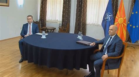 Мицкоски повика Џафери да организира лидерска Ковачевски ги условува изборите со уставни измени