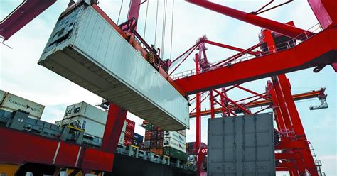 Kalmar Battery Powered Agv Milestone For Terminal Eco Efficiency News Port Strategy