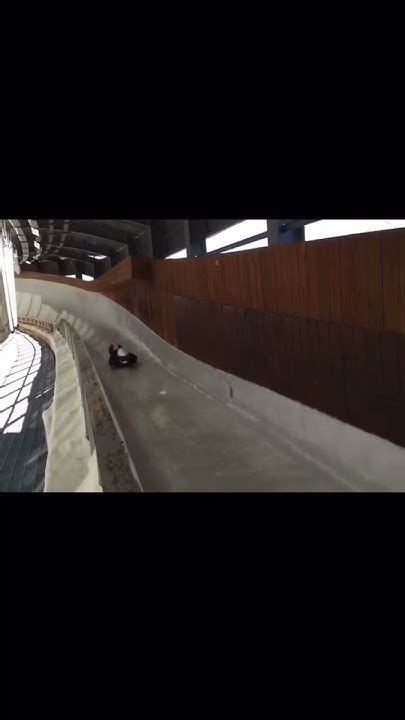 滑走3日目にしてコースのラインが微かに見えた男。vlog ボブスレー スケルトン Bobsleigh Skeleton 陸上 陸上競技 トレーニング 滑走 Youtube