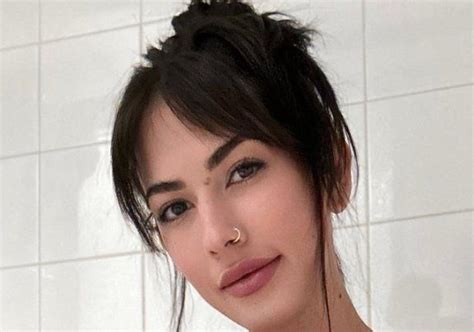 Sabina Magic Biography Wiki Age Height Career Photos More Artofit