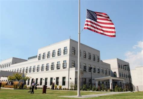 Амбасадата на САД во БиХ Заканата на Додик упатена до Шмит е неуставна