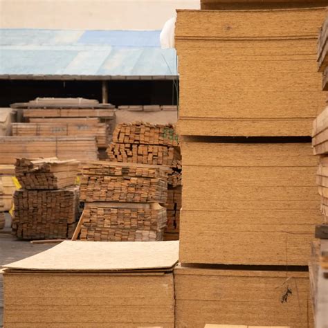 چوب های صنعتی و ساختمانی مدحت وود
