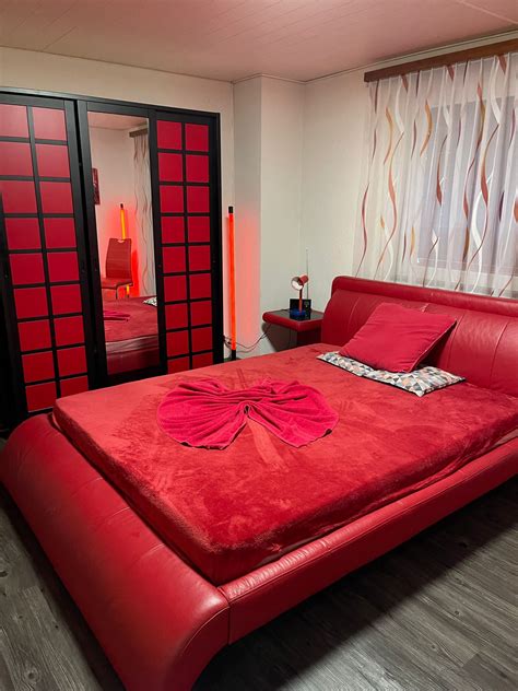 Hawaii Bar Sex In Aarberg Exklusive Kontaktbar In Aarberg