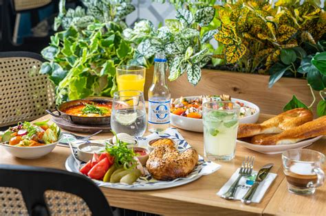 Café Dorian კაფე დორიანი მზიან დღეს ჩვენი უგემრიელესი ბურგერები