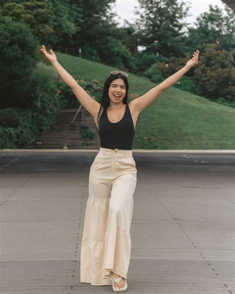 Modelo Michell Gómez 4 Images Behance