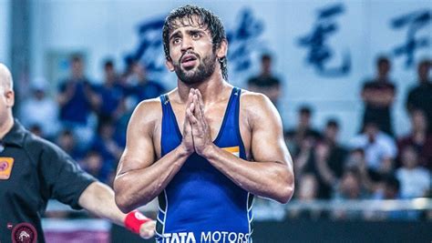 Чөлөөт бөх Энэтхэг бөхчүүдийн эрхийг сэргээлээ