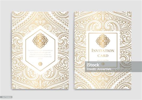 골드와 화이트 럭셔리 초대 카드 디자인 빈티지 장식 템플릿 배경 과 벽지에 사용할 수 있습니다 장식에 좋은 우아하고 고전적인 벡터 요소 0명에 대한 스톡 벡터 아트 및 기타