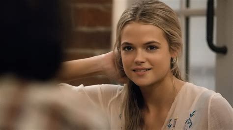 Gabriella Wilde Endless Love Hairstyles