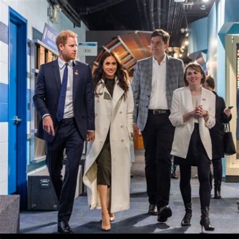 Revfly Prince Harry And Duchess Meghan Pictured With Premier David
