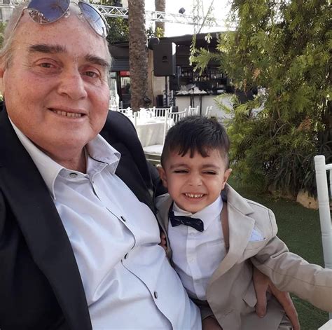 فرقة كيفك هيه عمو روني