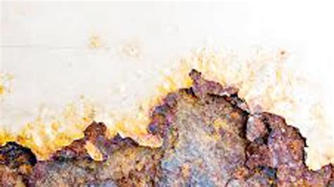 How To Remove Rust From White Painted Metal