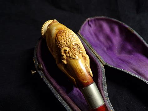 Antique Meerschaum Cheroot Pipe Depicting The Myth Of Leda And The Swan