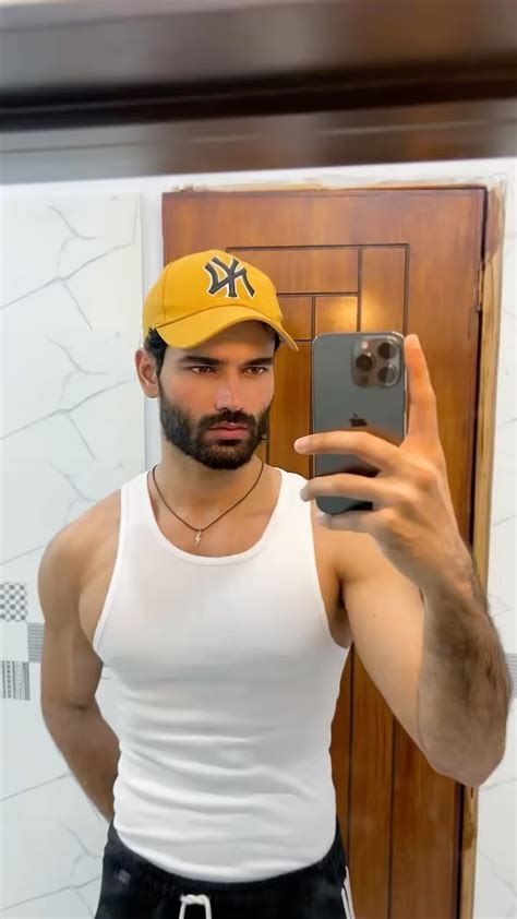 Jun Salludhon • Instagram Photos And Videos