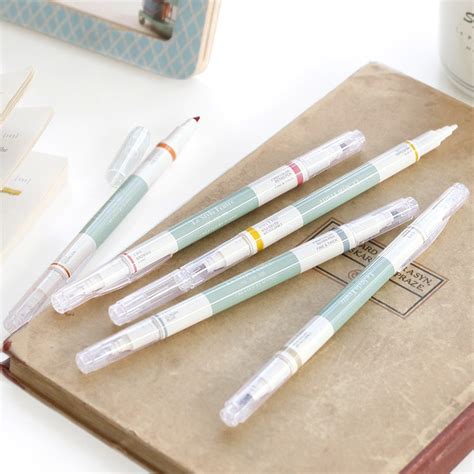Iconic 5 Retro Colors Double Ended Highlighter Chisel Fine Point