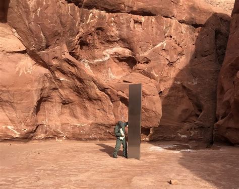 Monolith Column Archives Hungary Today
