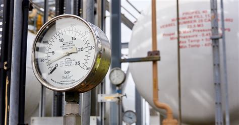 Leak Detection And Pressure Testing In Oil Refineries A Linde Company