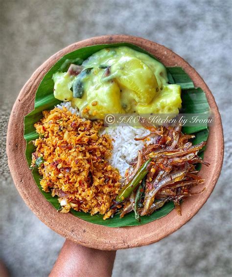 Iros Kitchen By Iromi 🔸 White Rice සුදු බත් 🔸 Stir Fried Dried Anchovies හාල්මැස්සො තෙල්