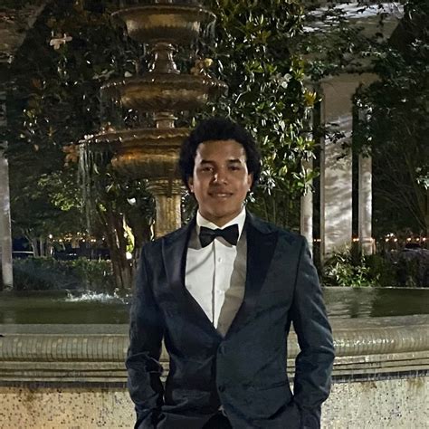 Jonathan Barnes Personal Shopper H E B Linkedin