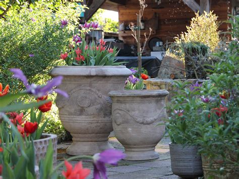 Faience Urn Large Outdoor Planter Plantatorem
