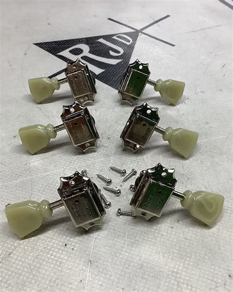 Gibson Deluxe Tuners Reverb