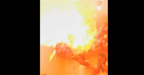 Es Un Drag N Globo De Revelaci N De Sexo Se Prende En Fuego Y Se Vuelve Viral