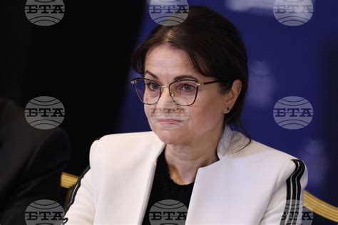 Заместник председателят на Народното събрание Росица Кирова ще участва в Световния икономически