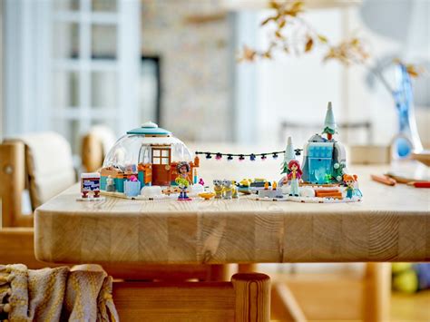 Lego® Igloo Holiday Adventure Official Lego® Ae