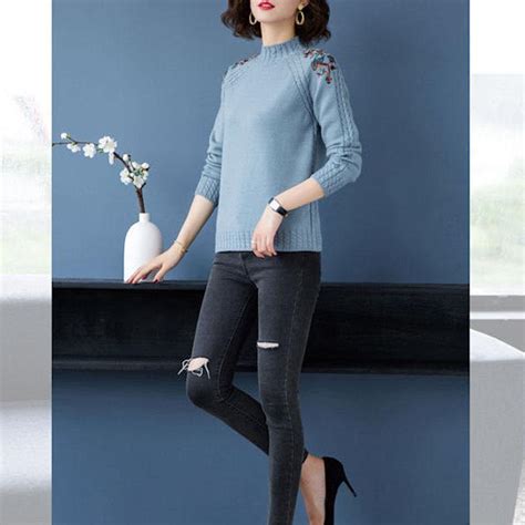 Купити Осінньо зимовий жіночий светр потовщений теплий короткий наполовину водолазний светр