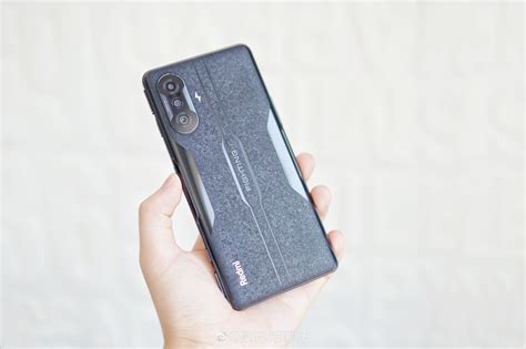 Feast Your Eyes On The Redmi K40 Gaming Edition Inverse Scale Colorway Gizmochina