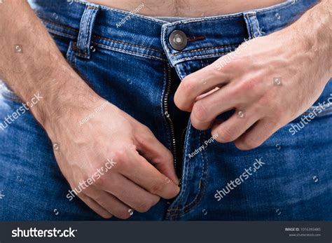 2 964 Imágenes De Open Pants Man Imágenes Fotos Y Vectores De Stock