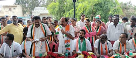 — ಬೆಲೆ ಏರಿಕೆಯೊಂದೆ ಬಿಜೆಪಿ ಸಾಧನೆ ಸರ್ಕಾರದ ವಿರುದ್ದ ವಾಗ್ದಾಳಿ ನಡೆಸಿದ ಎಂ ವೀರಪ್ಪ ಮೊಯ್ಲಿ