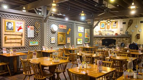 How Cracker Barrels Rewards Program Works And How To Score Bonuses